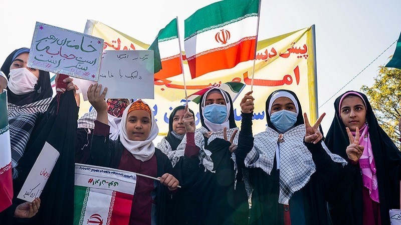 13 Aban, Jutaan Rakyat Iran Turun ke Jalan dan Alun-Alun Kota (5 ...