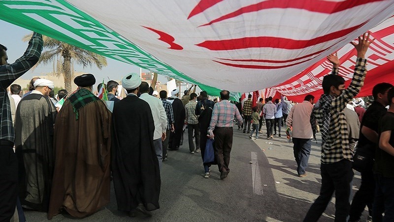 13 Aban, Jutaan Rakyat Iran Turun ke Jalan dan Alun-Alun Kota (5 ...