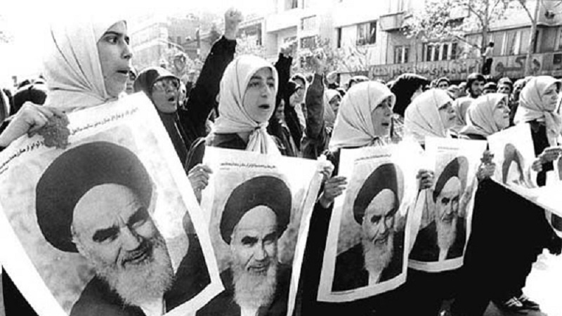 How did the Islamic Revolution of Iran disrupt Western colonial game in ...