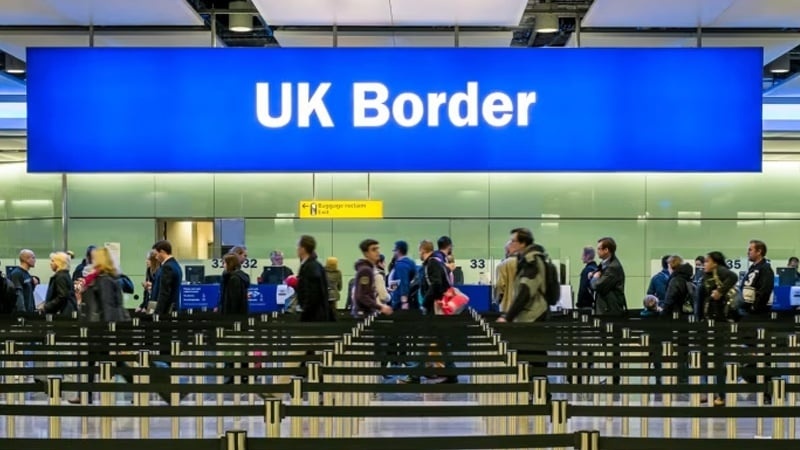 UK | Record emigration from England / London's weakness in countering a ...